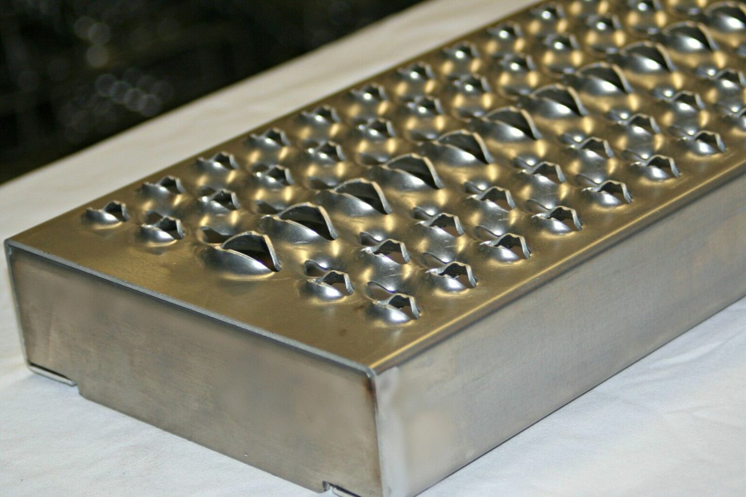 Peterbilt Aluminum DPF Step - Larosa Truck Equipment